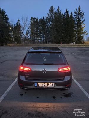 Pelēks Volkswagen Golf 2019 Elektrėnai, ar dzinēja tilpumu 1.60 L un nobraukumu 79 tūkst. km par 14800 €, foto 9 vietnē AUTOMOTO.COM.LV