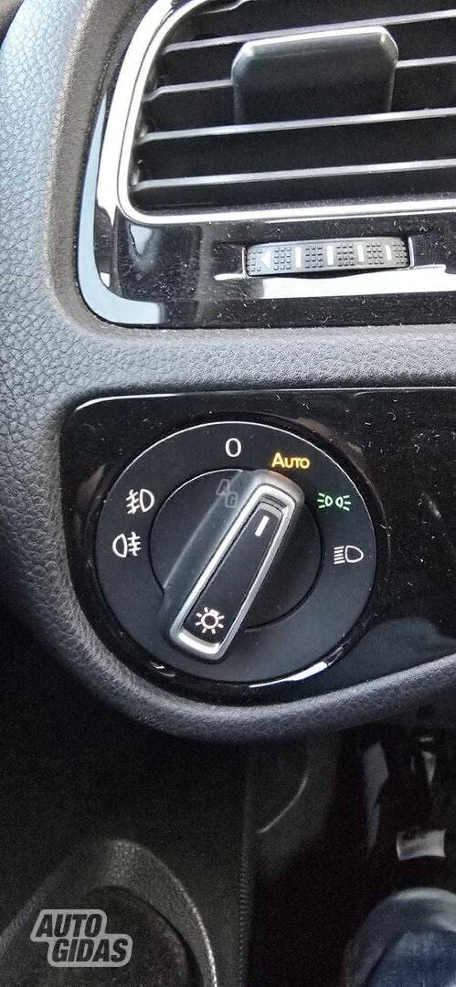 Pelēks Volkswagen Golf 2019 Kauņa, ar dzinēja tilpumu 1.60 L un nobraukumu 254 tūkst. km par 11000 €, foto 16 vietnē AUTOMOTO.COM.LV