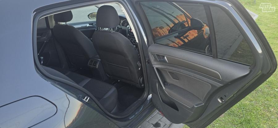 Pelēks Volkswagen Golf 2019 Kauņa, ar dzinēja tilpumu 1.60 L un nobraukumu 254 tūkst. km par 11000 €, foto 26 vietnē AUTOMOTO.COM.LV