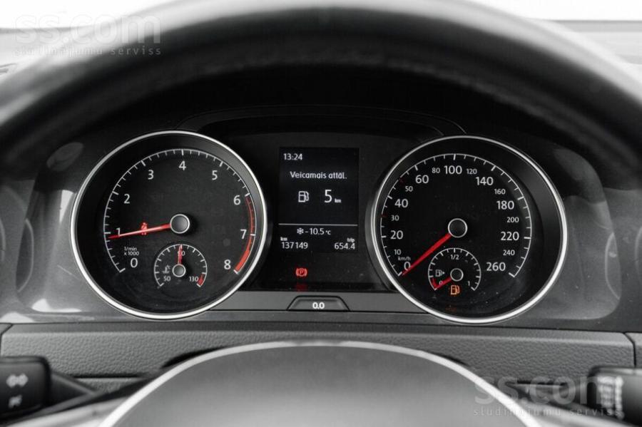 Pelēks Volkswagen Golf 2019 Rīga, ar dzinēja tilpumu 1.50 L un nobraukumu 137 tūkst. km par 10950 €, foto 11 vietnē AUTOMOTO.COM.LV