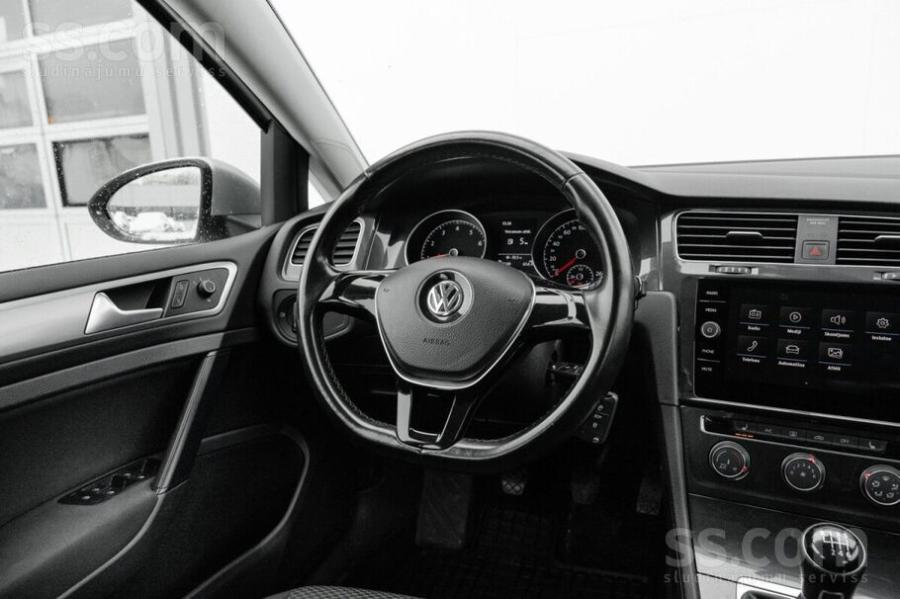 Pelēks Volkswagen Golf 2019 Rīga, ar dzinēja tilpumu 1.50 L un nobraukumu 137 tūkst. km par 10950 €, foto 19 vietnē AUTOMOTO.COM.LV