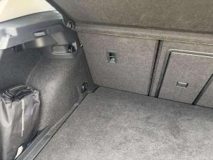 Grey Volkswagen Golf 2019 in Vilnius, with an engine capacity of 1.00 L and mileage of 93 thousand km for 10900 €, photo 15 on AUTOMOTO.COM.LV