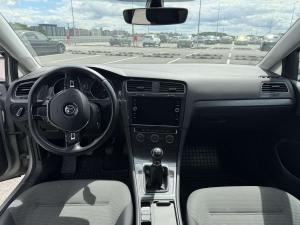 Grey Volkswagen Golf 2019 in Vilnius, with an engine capacity of 1.00 L and mileage of 93 thousand km for 10900 €, photo 18 on AUTOMOTO.COM.LV