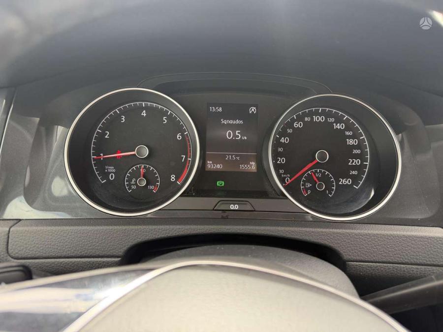 Grey Volkswagen Golf 2019 in Vilnius, with an engine capacity of 1.00 L and mileage of 93 thousand km for 10900 €, photo 22 on AUTOMOTO.COM.LV