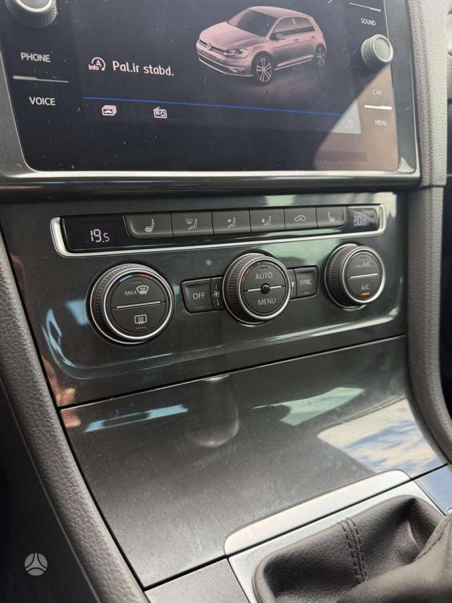 Grey Volkswagen Golf 2019 in Vilnius, with an engine capacity of 1.00 L and mileage of 93 thousand km for 10900 €, photo 25 on AUTOMOTO.COM.LV