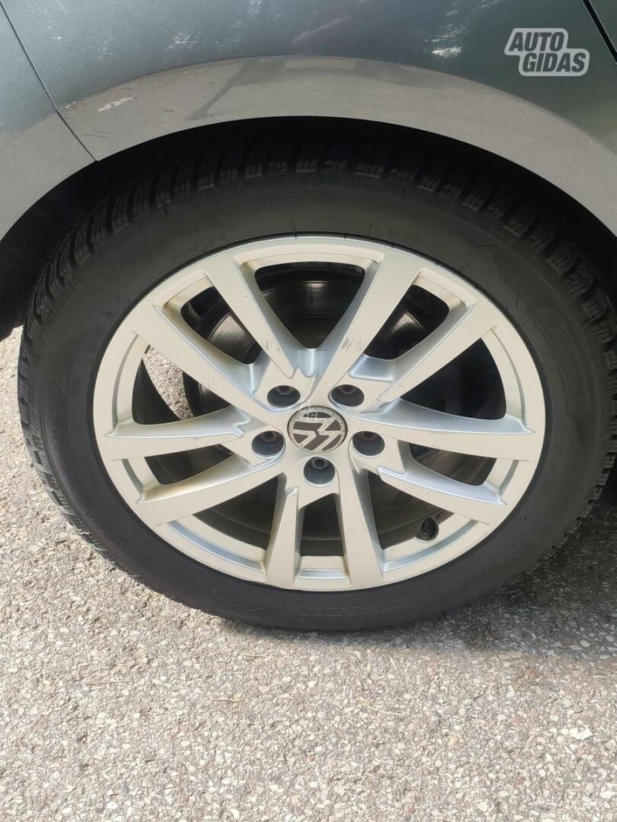 Pelēks Volkswagen Golf 2019 Visaginas, ar dzinēja tilpumu 1.40 L un nobraukumu 165 tūkst. km par 9700 €, foto 8 vietnē AUTOMOTO.COM.LV