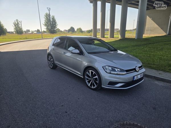 Серый Фольксваген Гольф 2019 в Мажейкяй, объемом двигателя 1.00 л и пробегом 96 тыс. км за 9600 €, фото 3 на AUTOMOTO.COM.LV