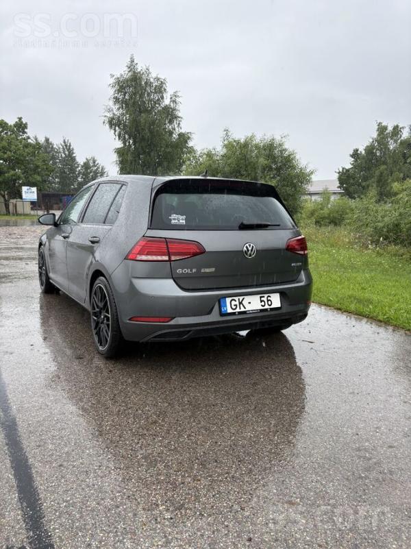 Grey Volkswagen Golf 2019 in Liepaja, with an engine capacity of 1.50 L and mileage of 203 thousand km for 10750 €, photo 3 on AUTOMOTO.COM.LV