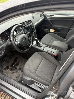 Grey Volkswagen Golf 2019 in Liepaja, with an engine capacity of 1.50 L and mileage of 203 thousand km for 10750 €, photo 8 on AUTOMOTO.COM.LV