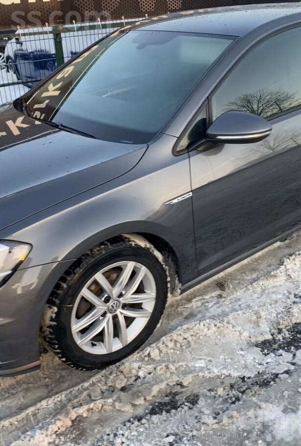 Grey Volkswagen Golf 2019 in Liepaja, with an engine capacity of 1.50 L and mileage of 203 thousand km for 10750 €, photo 8 on AUTOMOTO.COM.LV
