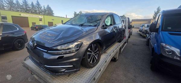 Pelēks Volkswagen Golf 2019 Telšiai, ar dzinēja tilpumu 1.00 L un nobraukumu 95 tūkst. km par 2300 €, foto 1 vietnē AUTOMOTO.COM.LV