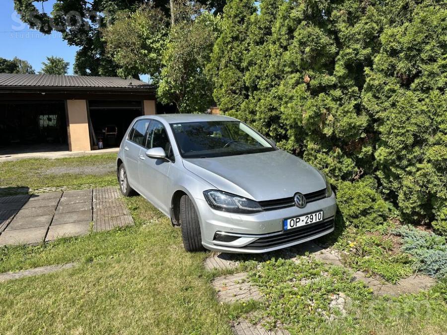 Grey Volkswagen Golf 2019 in Riga, with an engine capacity of 2.00 L and mileage of 116 thousand km for 12000 €, photo 1 on AUTOMOTO.COM.LV