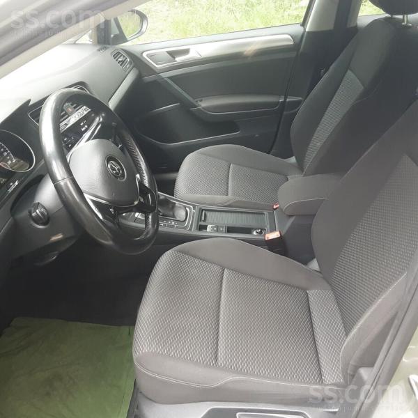 Pelēks Volkswagen Golf 2019 Daugavpils, ar dzinēja tilpumu 1.00 L un nobraukumu 35 tūkst. km par 12650 €, foto 3 vietnē AUTOMOTO.COM.LV