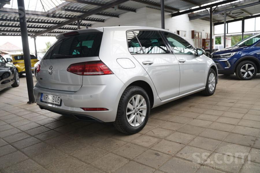 Pelēks Volkswagen Golf 2019 Rīga, ar dzinēja tilpumu 1.00 L un nobraukumu 175 tūkst. km par 7250 €, foto 5 vietnē AUTOMOTO.COM.LV