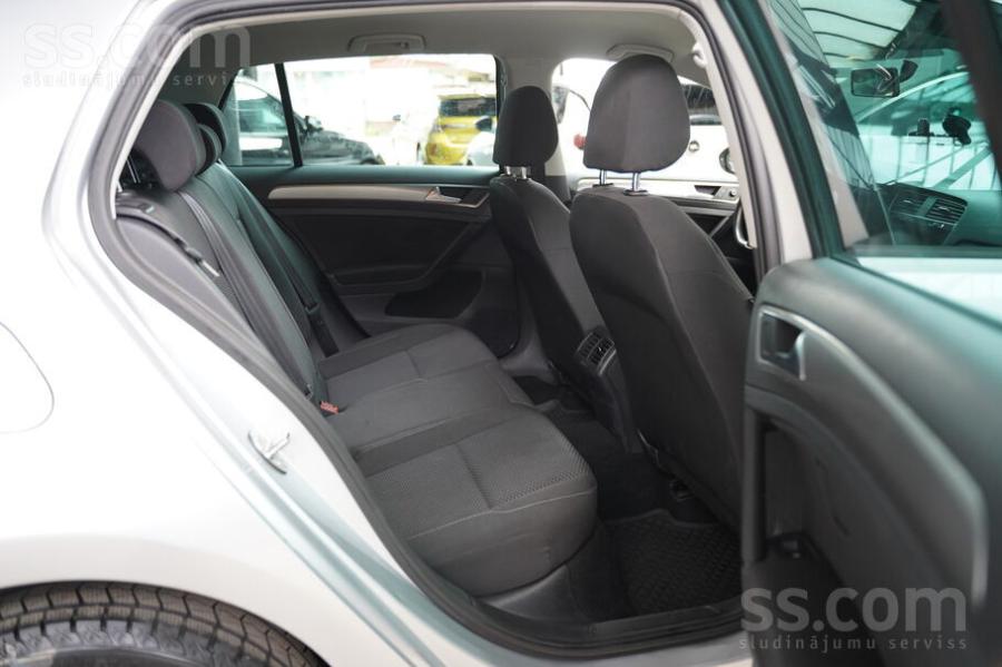 Pelēks Volkswagen Golf 2019 Rīga, ar dzinēja tilpumu 1.00 L un nobraukumu 175 tūkst. km par 7250 €, foto 10 vietnē AUTOMOTO.COM.LV
