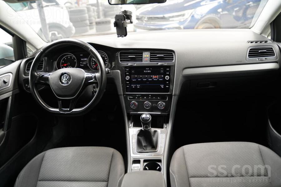 Pelēks Volkswagen Golf 2019 Rīga, ar dzinēja tilpumu 1.00 L un nobraukumu 175 tūkst. km par 7250 €, foto 12 vietnē AUTOMOTO.COM.LV