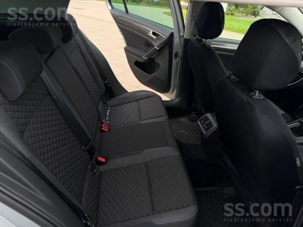 Grey Volkswagen Golf 2019 in Ogre, with an engine capacity of 1.60 L and mileage of 77 thousand km for 7900 €, photo 6 on AUTOMOTO.COM.LV
