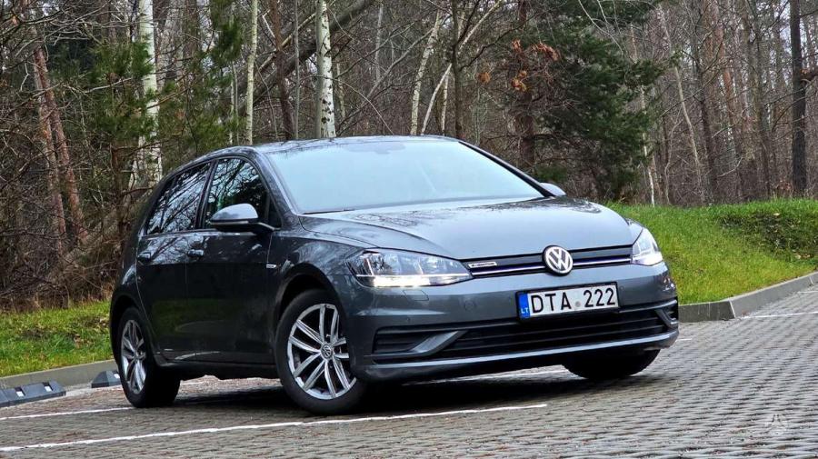 Pelēks Volkswagen Golf 2020 Viļņa, ar dzinēja tilpumu 1.50 L un nobraukumu 87 tūkst. km par 14700 €, foto 1 vietnē AUTOMOTO.COM.LV