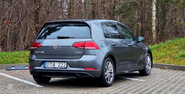 Grey Volkswagen Golf 2020 in Vilnius, with an engine capacity of 1.50 L and mileage of 87 thousand km for 13990 €, photo 6 on AUTOMOTO.COM.LV