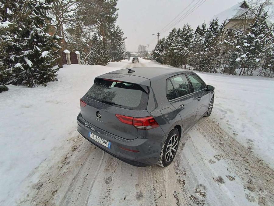 Pelēks Volkswagen Golf 2020 Prienai, ar dzinēja tilpumu 1.50 L un nobraukumu 69 tūkst. km par 13500 €, foto 6 vietnē AUTOMOTO.COM.LV
