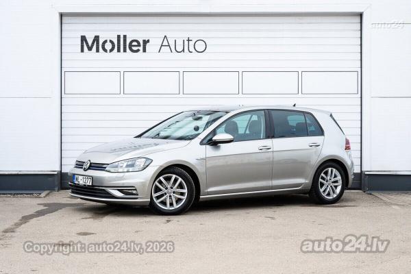 Grey Volkswagen Golf 2020 in Riga, with an engine capacity of 1.50 L and mileage of 125 thousand km for 13220 €, photo 1 on AUTOMOTO.COM.LV