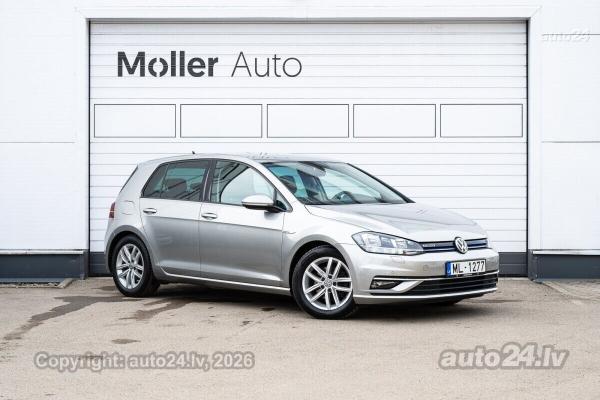 Grey Volkswagen Golf 2020 in Riga, with an engine capacity of 1.50 L and mileage of 125 thousand km for 13220 €, photo 2 on AUTOMOTO.COM.LV