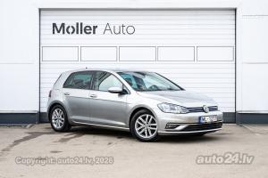 Grey Volkswagen Golf 2020 in Riga, with an engine capacity of 1.50 L and mileage of 125 thousand km for 13220 €, photo 2 on AUTOMOTO.COM.LV