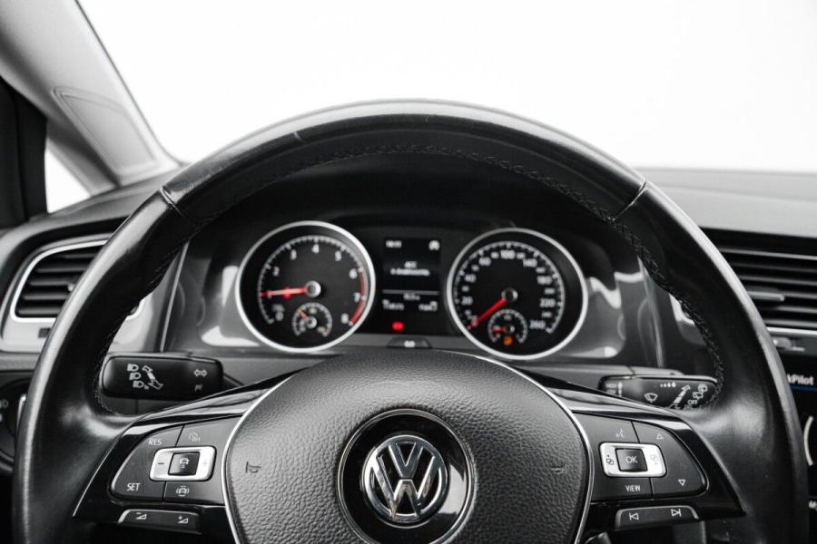 Pelēks Volkswagen Golf 2020 Rīga, ar dzinēja tilpumu 1.50 L un nobraukumu 116 tūkst. km par 13100 €, foto 11 vietnē AUTOMOTO.COM.LV