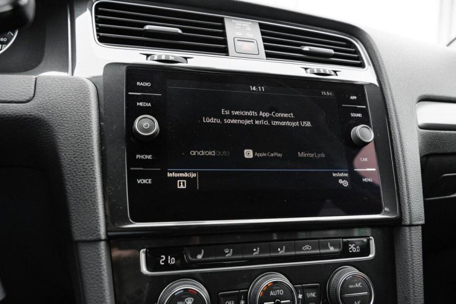 Pelēks Volkswagen Golf 2020 Rīga, ar dzinēja tilpumu 1.50 L un nobraukumu 116 tūkst. km par 13100 €, foto 16 vietnē AUTOMOTO.COM.LV