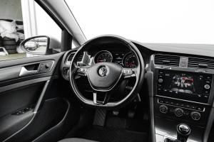 Pelēks Volkswagen Golf 2020 Rīga, ar dzinēja tilpumu 1.50 L un nobraukumu 116 tūkst. km par 13100 €, foto 22 vietnē AUTOMOTO.COM.LV