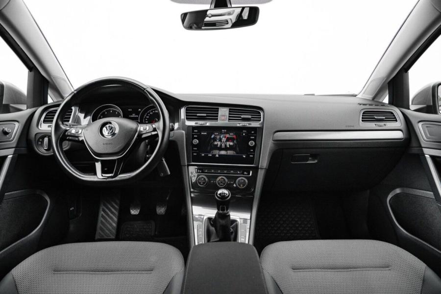 Pelēks Volkswagen Golf 2020 Rīga, ar dzinēja tilpumu 1.50 L un nobraukumu 116 tūkst. km par 13100 €, foto 23 vietnē AUTOMOTO.COM.LV