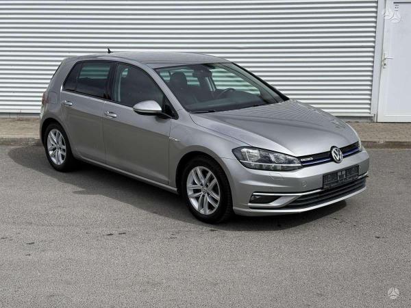Pelēks Volkswagen Golf 2020 Viļņa, ar dzinēja tilpumu 1.50 L un nobraukumu 133 tūkst. km par 11950 €, foto 3 vietnē AUTOMOTO.COM.LV