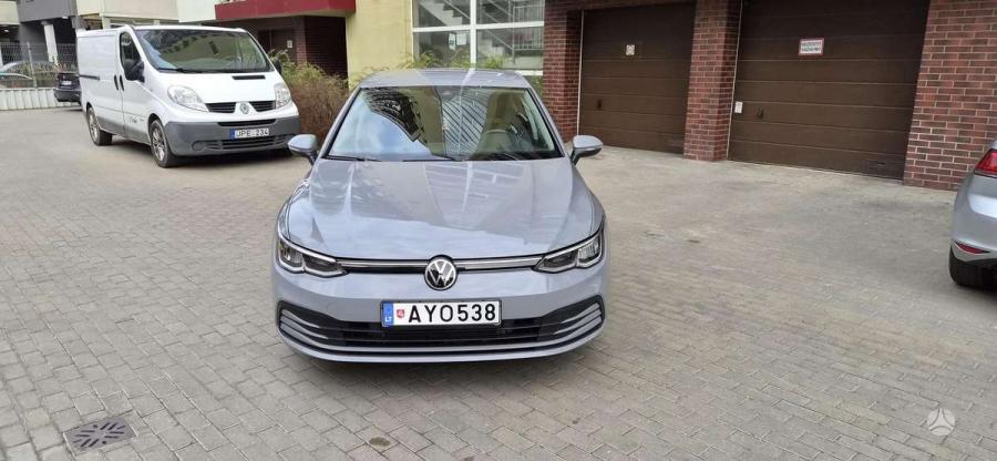 Pelēks Volkswagen Golf 2020 Viļņa, ar dzinēja tilpumu 1.50 L un nobraukumu 45 tūkst. km par 15500 €, foto 4 vietnē AUTOMOTO.COM.LV