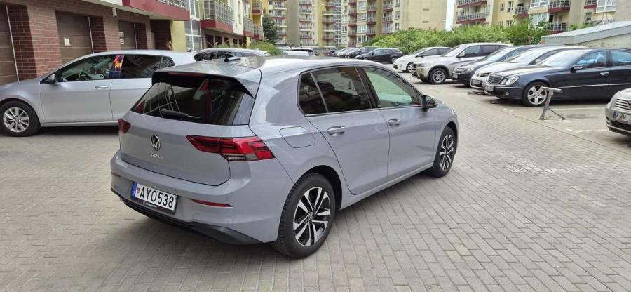 Pelēks Volkswagen Golf 2020 Viļņa, ar dzinēja tilpumu 1.50 L un nobraukumu 45 tūkst. km par 15500 €, foto 8 vietnē AUTOMOTO.COM.LV