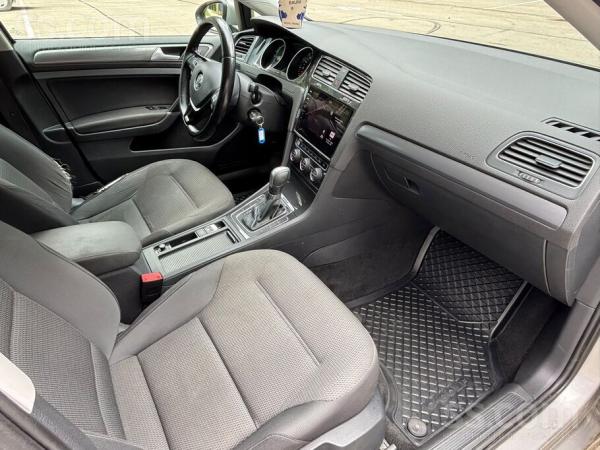 Grey Volkswagen Golf 2020 in Riga, with an engine capacity of 1.20 L and mileage of 128 thousand km for 8200 €, photo 9 on AUTOMOTO.COM.LV