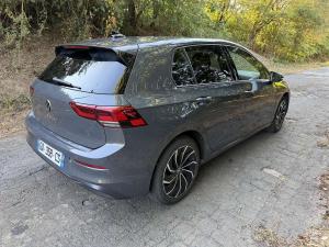 Grey Volkswagen Golf 2020 in Taurage, with an engine capacity of 1.97 L and mileage of 200 thousand km for 15100 €, photo 5 on AUTOMOTO.COM.LV