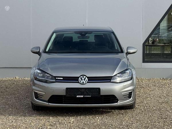 Grey Volkswagen Golf 2020 in Siauliai, with an engine capacity of 0.00 L and mileage of 59 thousand km for 11500 €, photo 3 on AUTOMOTO.COM.LV