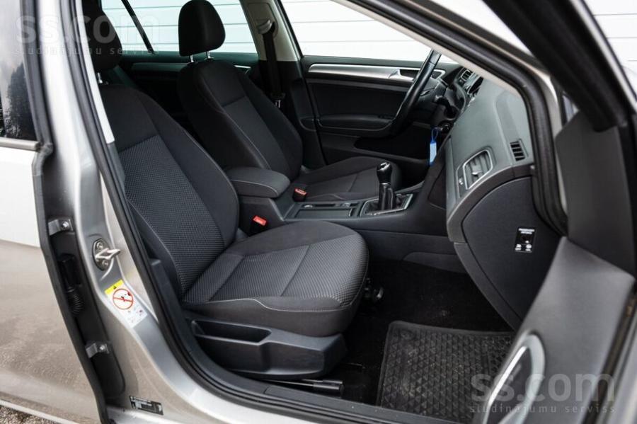 Pelēks Volkswagen Golf 2020 Rīga, ar dzinēja tilpumu 1.50 L un nobraukumu 109 tūkst. km par 11950 €, foto 8 vietnē AUTOMOTO.COM.LV