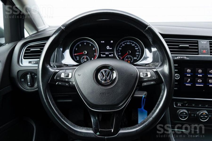 Pelēks Volkswagen Golf 2020 Rīga, ar dzinēja tilpumu 1.50 L un nobraukumu 109 tūkst. km par 11950 €, foto 17 vietnē AUTOMOTO.COM.LV