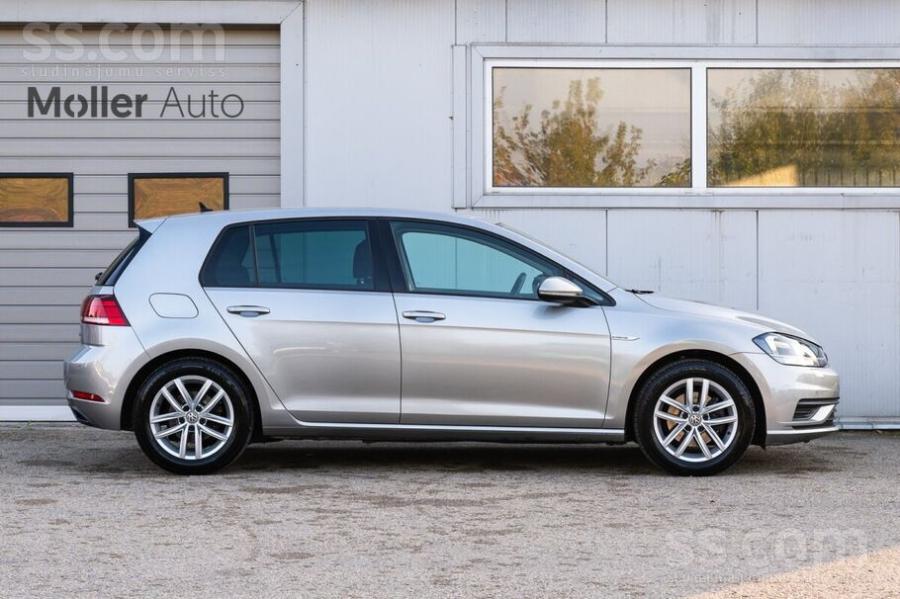 Grey Volkswagen Golf 2020 in Jelgava, with an engine capacity of 1.50 L and mileage of 81 thousand km for 12900 €, photo 6 on AUTOMOTO.COM.LV