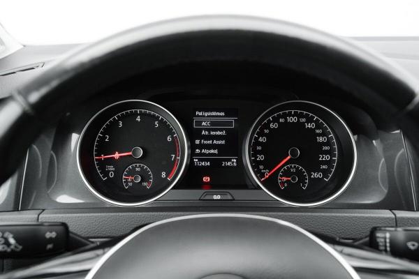 Volkswagen Golf 2020 Rīga vietnē Pelēks Volkswagen Golf 2020 Rīga, ar dzinēja tilpumu 1.50 L un nobraukumu 112 tūkst. km par 13550 €, foto 10 vietnē AUTOMOTO.COM.LV