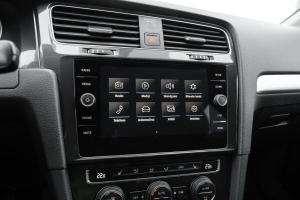 Grey Volkswagen Golf 2020 in Riga, with an engine capacity of 1.50 L and mileage of 112 thousand km for 13550 €, photo 14 on AUTOMOTO.COM.LV