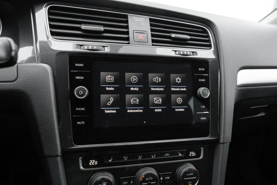 Grey Volkswagen Golf 2020 in Riga, with an engine capacity of 1.50 L and mileage of 112 thousand km for 13550 €, photo 14 on AUTOMOTO.COM.LV