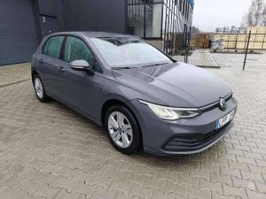 Pelēks Volkswagen Golf 2021 Viļņa, ar dzinēja tilpumu 1.00 L un nobraukumu 151 tūkst. km par 12699 €, foto 2 vietnē AUTOMOTO.COM.LV