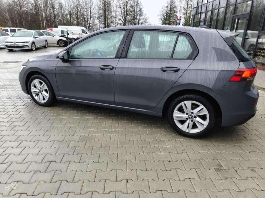 Pelēks Volkswagen Golf 2021 Viļņa, ar dzinēja tilpumu 1.00 L un nobraukumu 151 tūkst. km par 12699 €, foto 6 vietnē AUTOMOTO.COM.LV