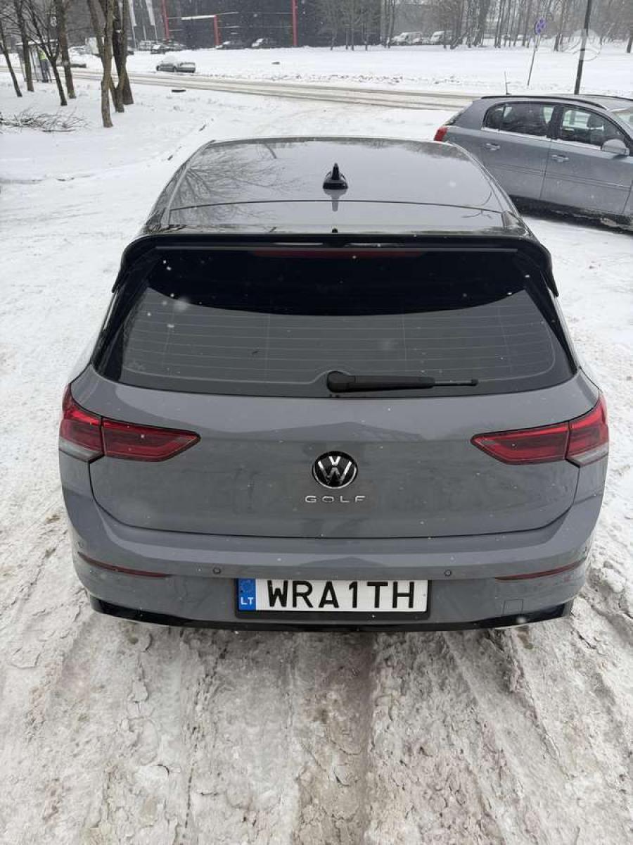 Grey Volkswagen Golf 2021 in Kaunas, with an engine capacity of 1.00 L and mileage of 116 thousand km for 15500 €, photo 7 on AUTOMOTO.COM.LV