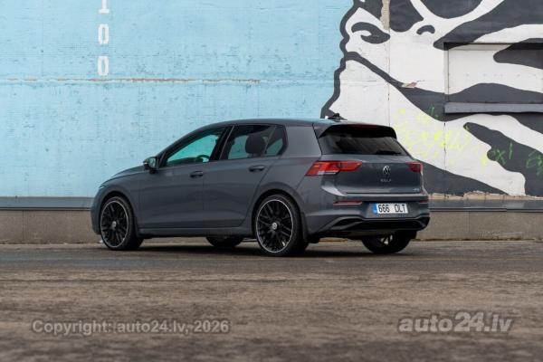 Pelēks Volkswagen Golf 2021 Tallina, ar dzinēja tilpumu 1.50 L un nobraukumu 160 tūkst. km par 17500 €, foto 3 vietnē AUTOMOTO.COM.LV
