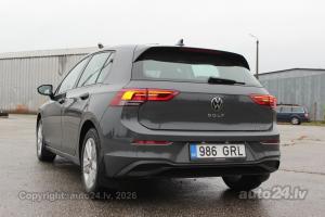 Pelēks Volkswagen Golf 2021 Tallina, ar dzinēja tilpumu 1.00 L un nobraukumu 79 tūkst. km par 18200 €, foto 3 vietnē AUTOMOTO.COM.LV