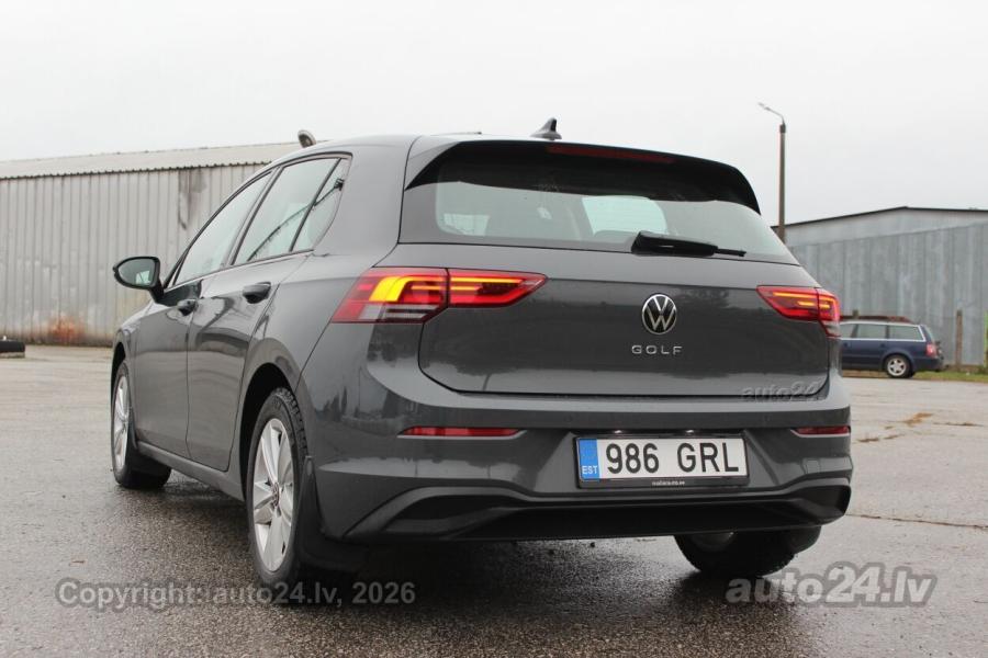 Pelēks Volkswagen Golf 2021 Tallina, ar dzinēja tilpumu 1.00 L un nobraukumu 79 tūkst. km par 18200 €, foto 3 vietnē AUTOMOTO.COM.LV