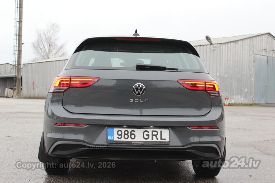 Pelēks Volkswagen Golf 2021 Tallina, ar dzinēja tilpumu 1.00 L un nobraukumu 79 tūkst. km par 18200 €, foto 4 vietnē AUTOMOTO.COM.LV